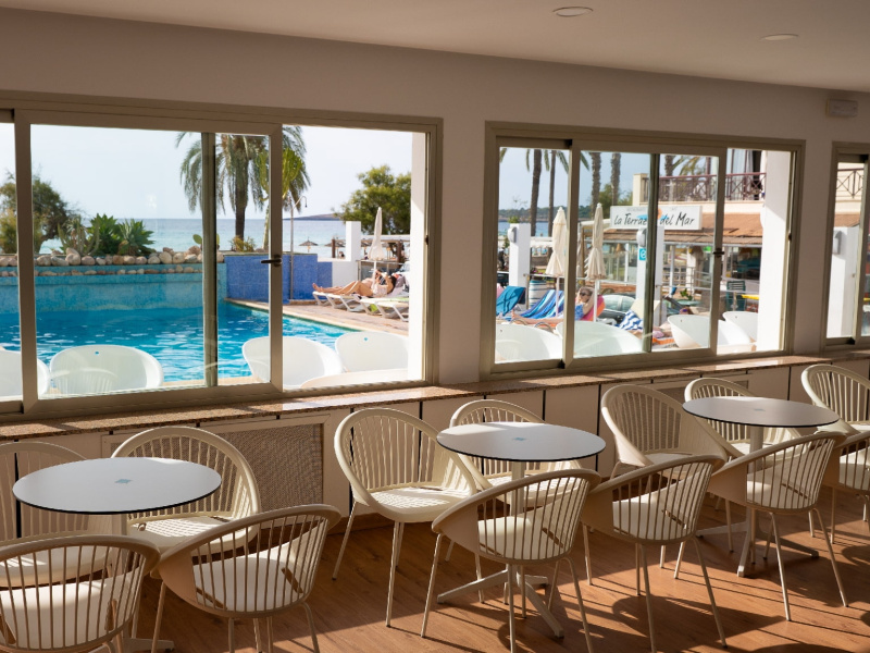BLUESEA Anba Romani | Hotel en primera línea de playa en Cala Millor